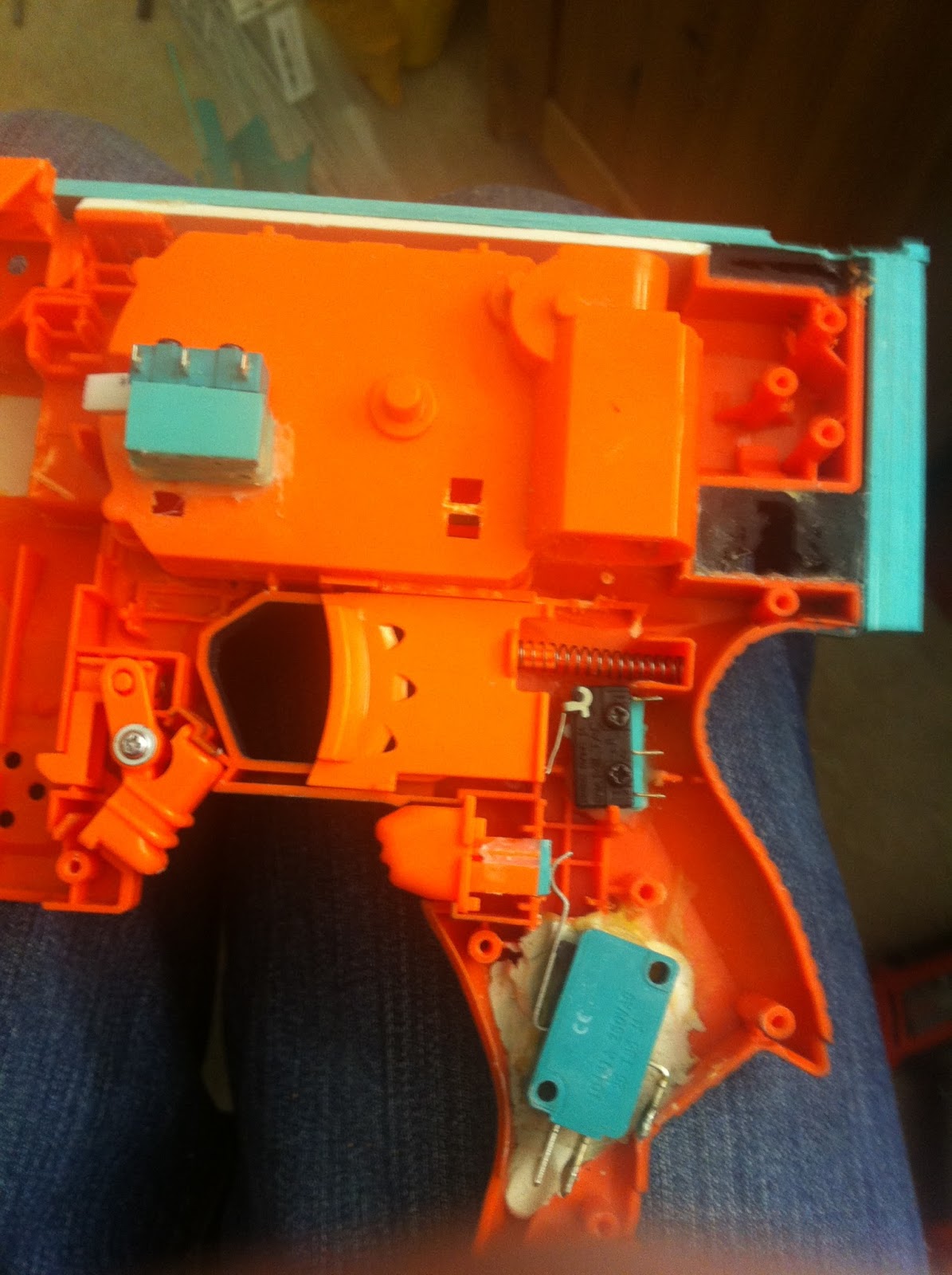 The Dart Zone: Brushless Inrunner AR Cage Continued, and Project T17