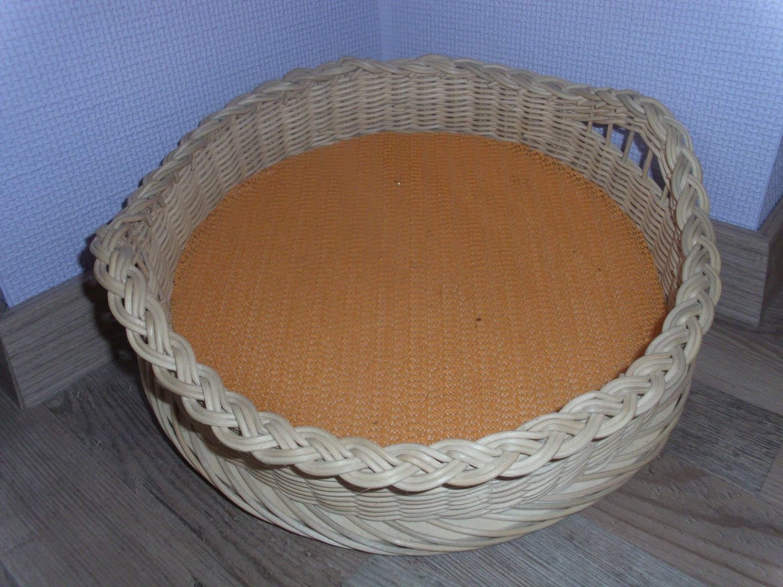 Kreativ-Gestalterisches und Rezepte : Tablett rund