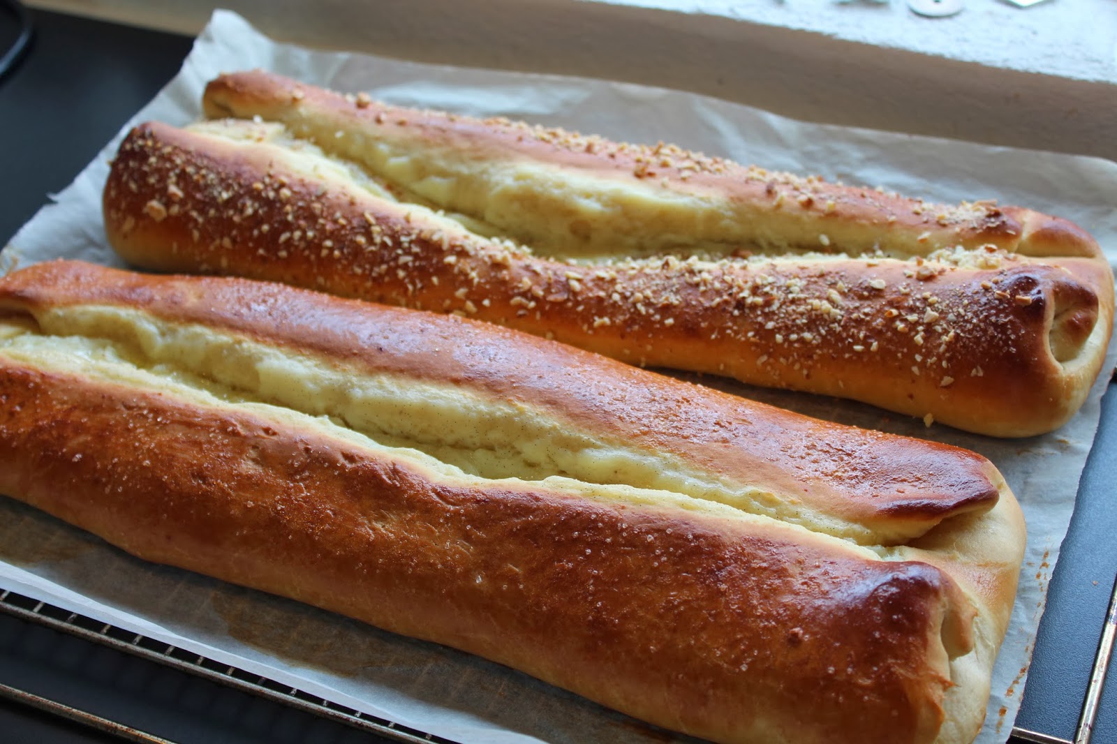 Ager bager: Kringler med remonce, marcipan og creme - luksus!