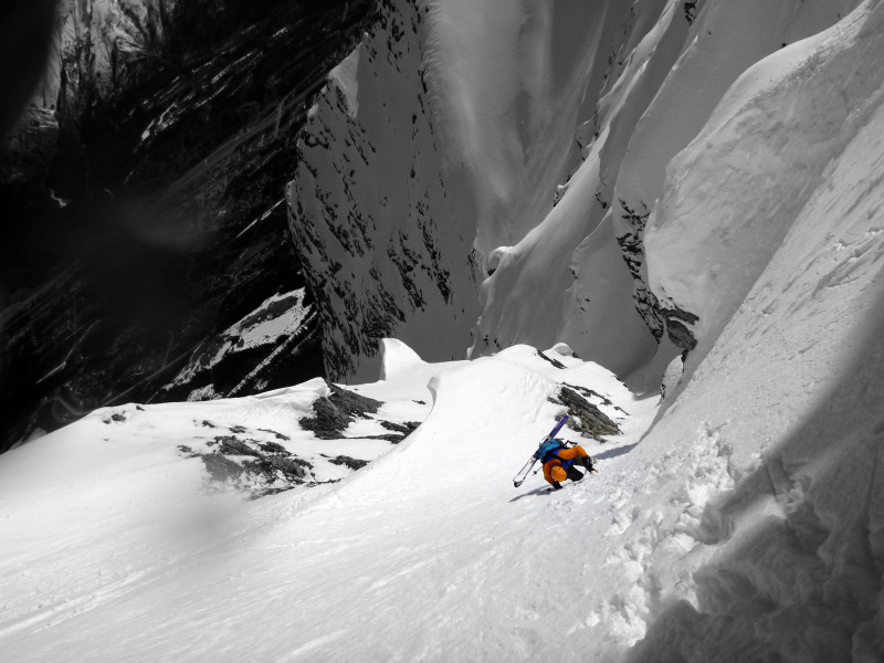 Skiing The Mt. Lawrence Grassi Couloir - Global Alpine
