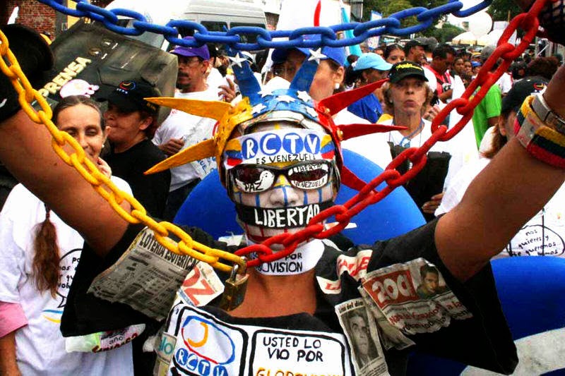 IMAGENES A 8 AÑOS DEL CIERRE DE RCTV