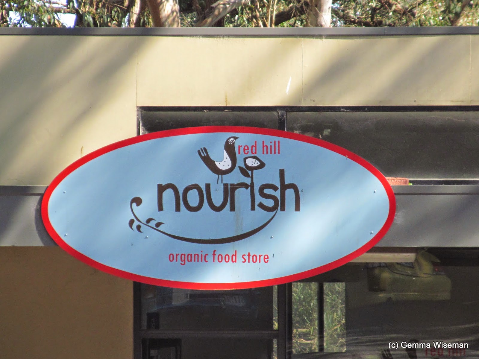 MORNINGTON PENINSULA DAILY: Nourish...