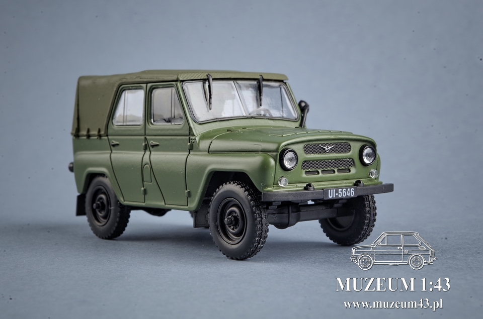 Uaz 469B 1:43 IST Models - Muzeum 1:43