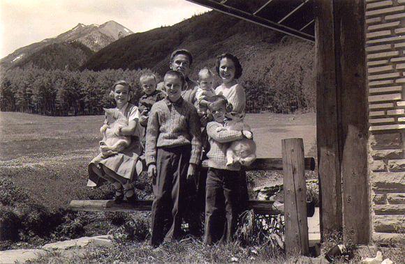 Sons of Savages: Stuart Mace, Philosopher of Simplification