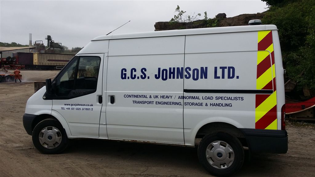 The Green I Signs Blog: Abnormal Load Escorting van graphics & Chapter ...