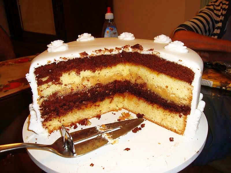 Receitas da Mamâe: Bolo confeitado com Pasta Americana