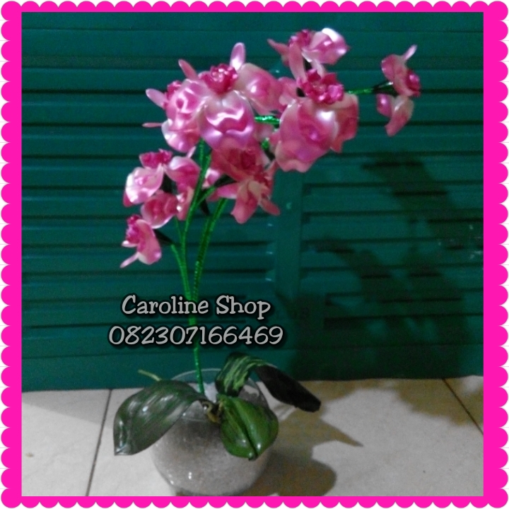 Kerajinan Manik dan Bunga Akrilik Jakarta: Bunga Acrylic