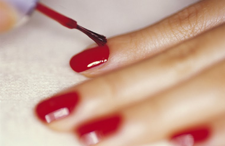 Toda Moderna Como Pintar As Unhas Em Casa Em 12 Passos Dicas E Pap