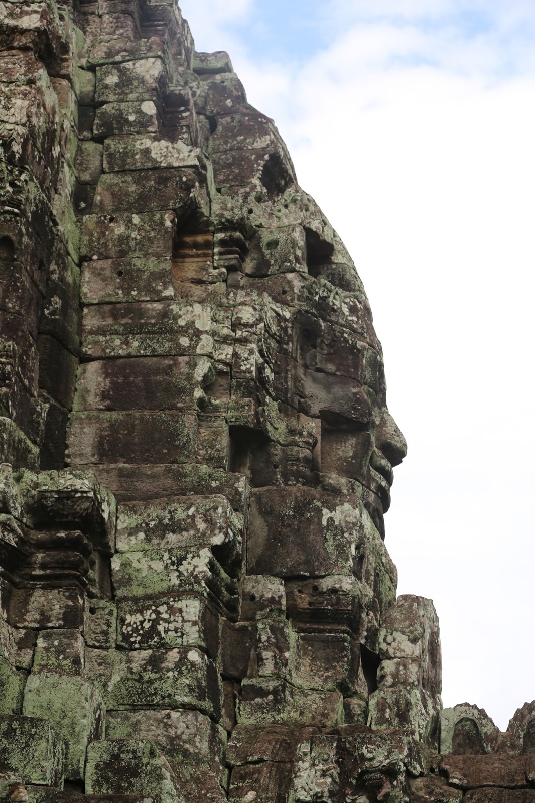 Chuck Kuhn's Cambodia : The Faces of Bayon - The upper terrace is home ...