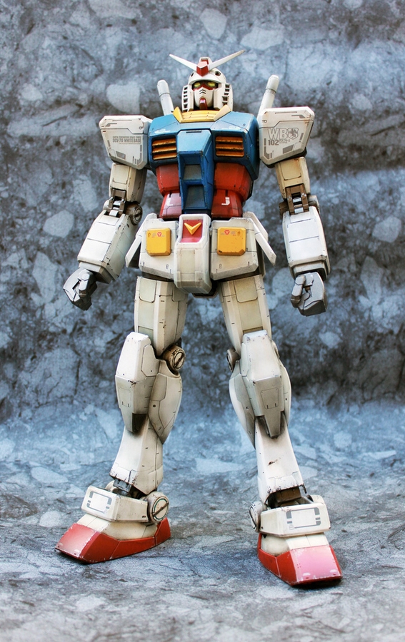 Custom Build: Mega Size 1/48 RX-78-2 Gundam + Weathering