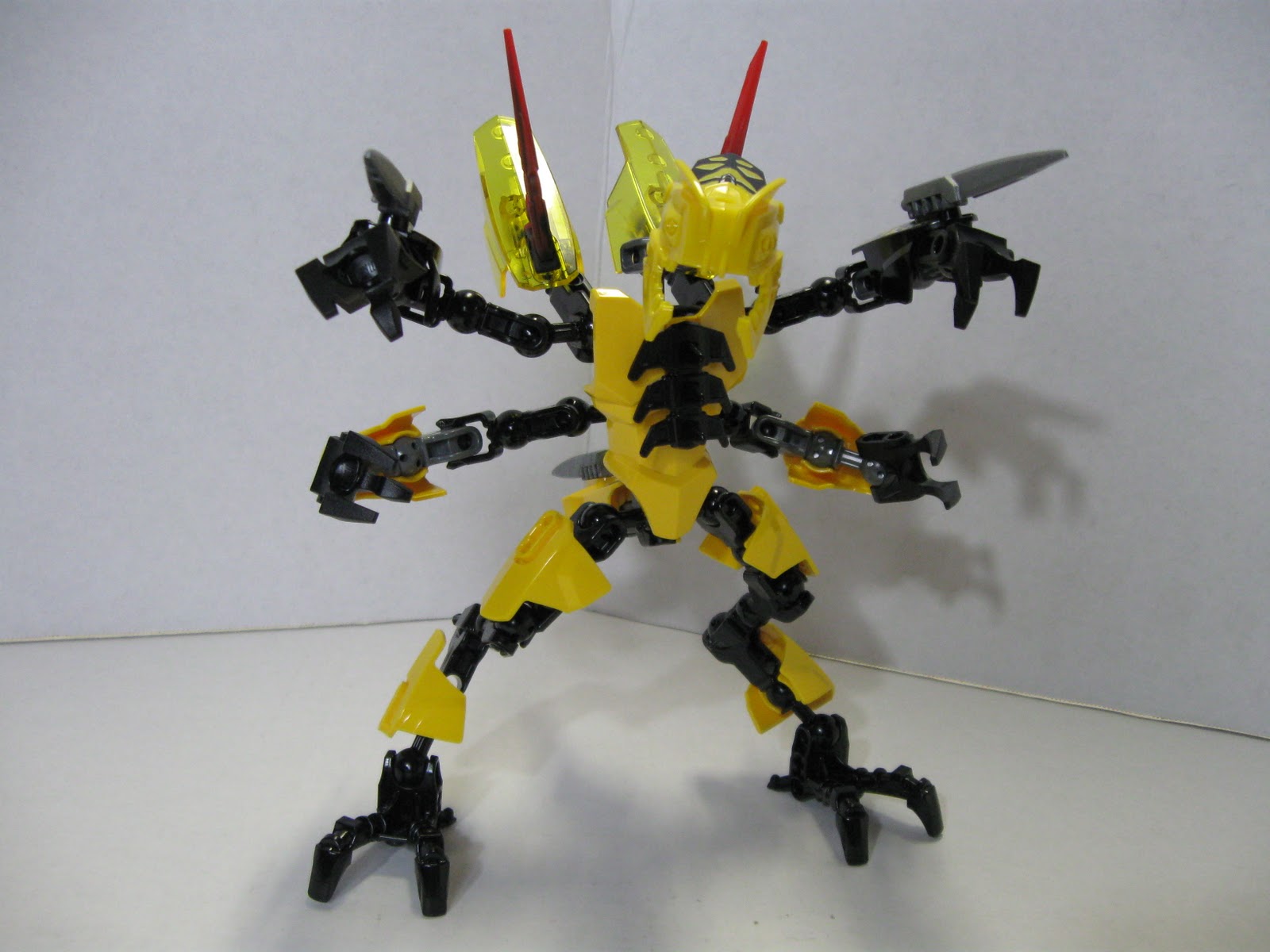 theBolderBoulder: Hero Factory Review: WASPIX