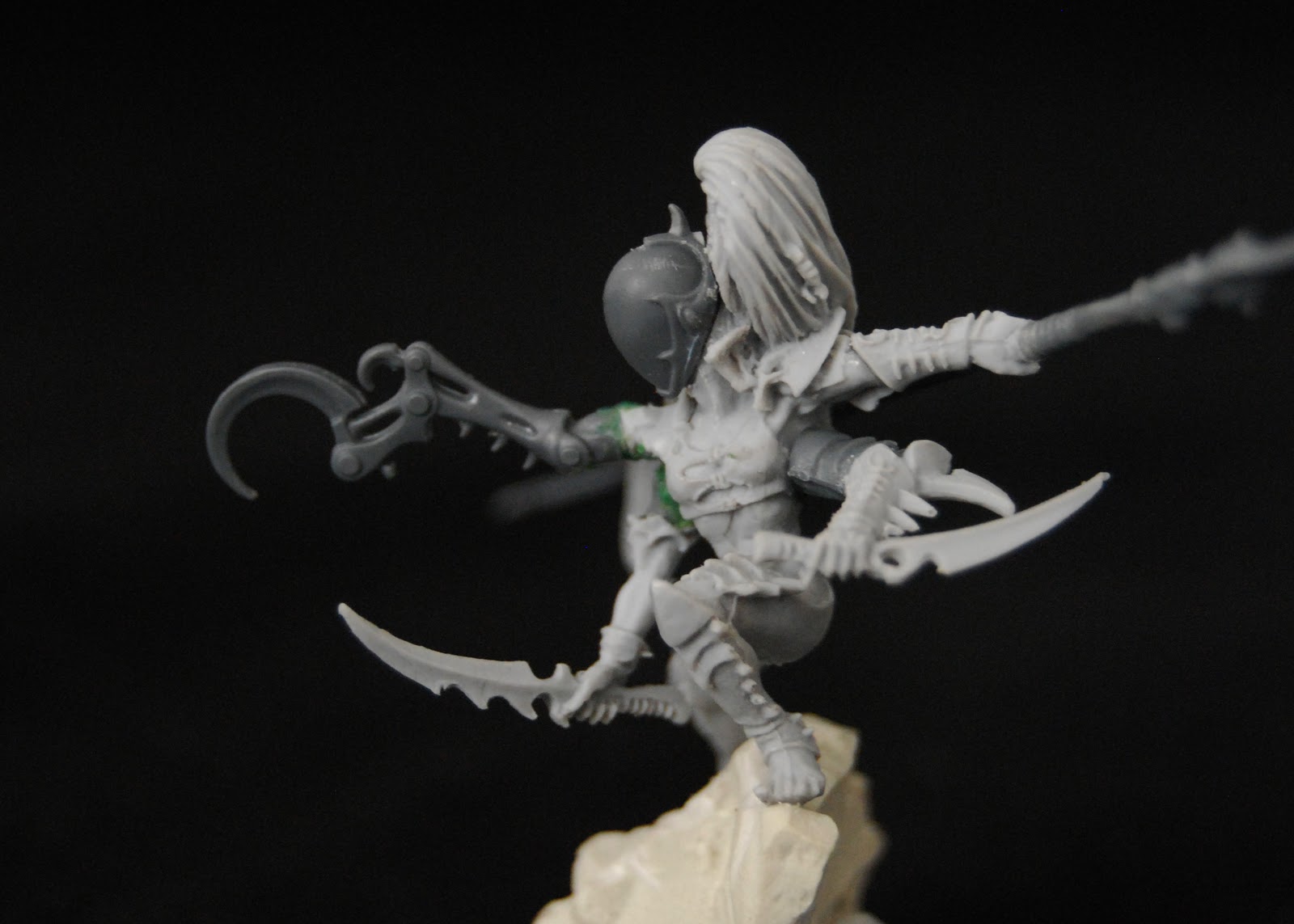 Eye of Error: Dark Eldar Lelith Hesperax Conversion