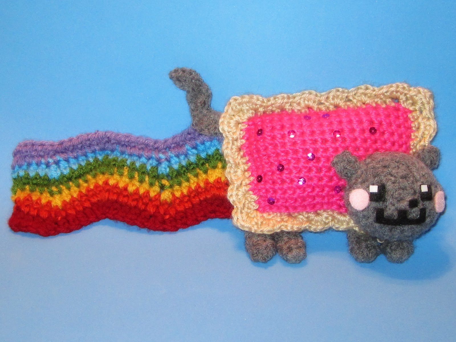 The Curious Pebble Project: Nyan Cat Amigurumi (ALMOST with a Pattern)