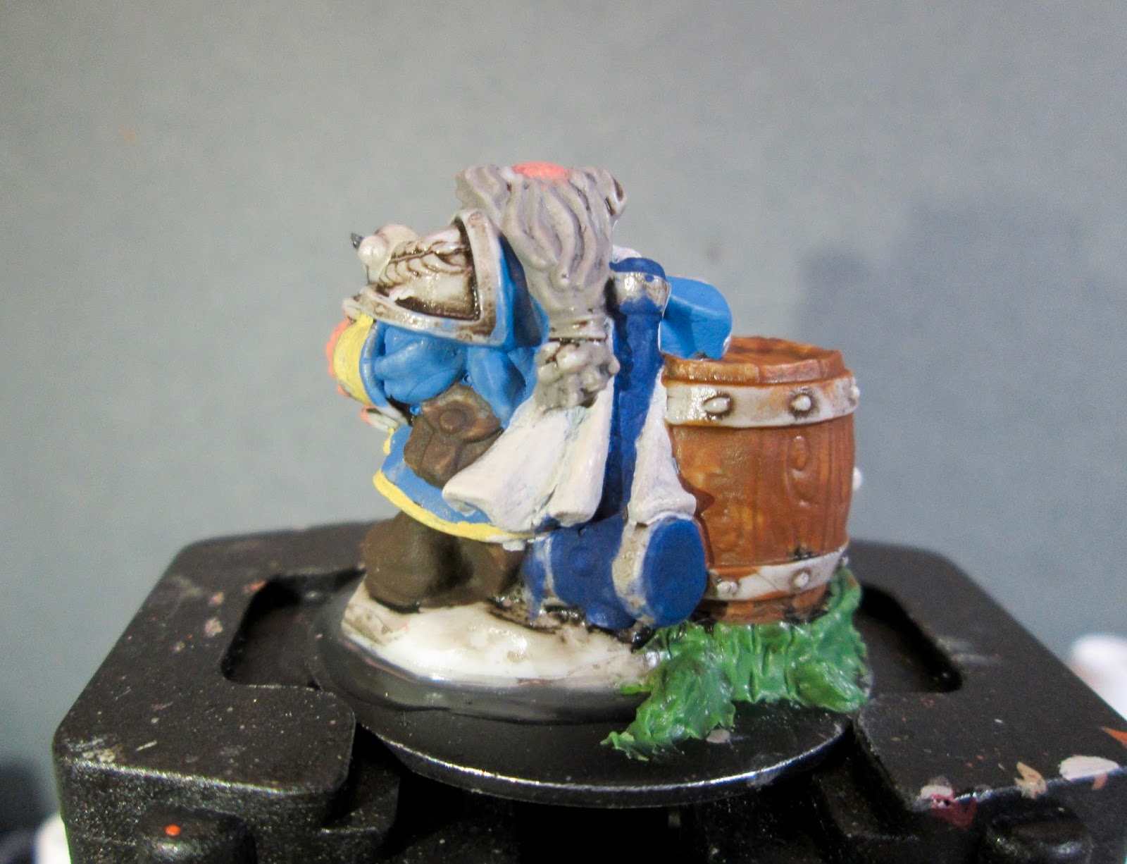 All Bones About It: Dwarven Brewer: Bones 3 Figure Conversion