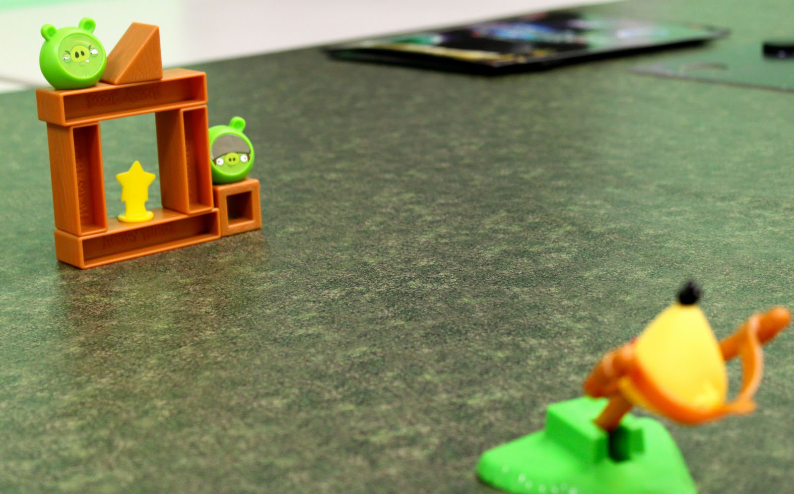 Boards and Beers: Angry Birds: The Board Game