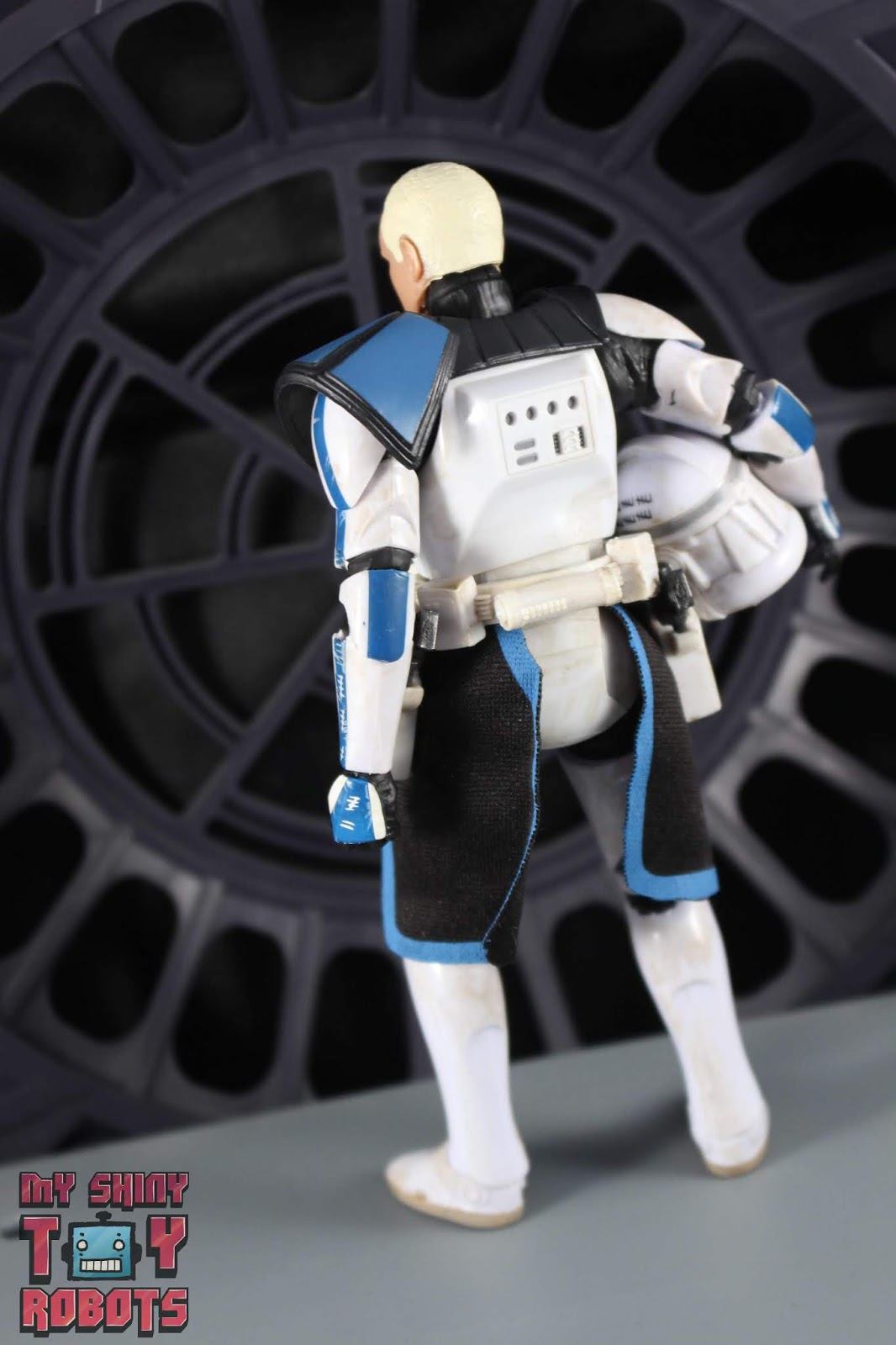 My Shiny Toy Robots: Toybox REVIEW: Star Wars Black Series Clone ...