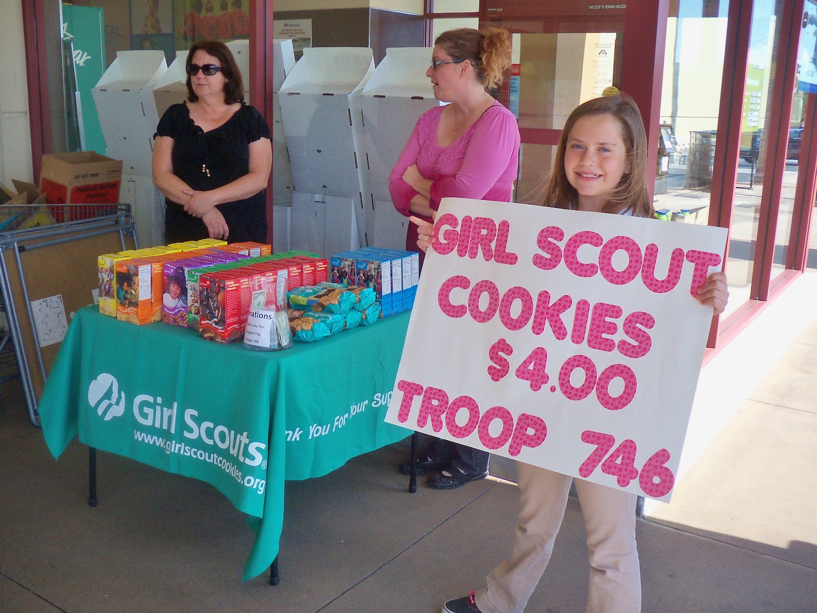 HUNTINGTON BEACH GIRL SCOUT TROOP 746: BOOTH SALES ARE GOING GREAT!