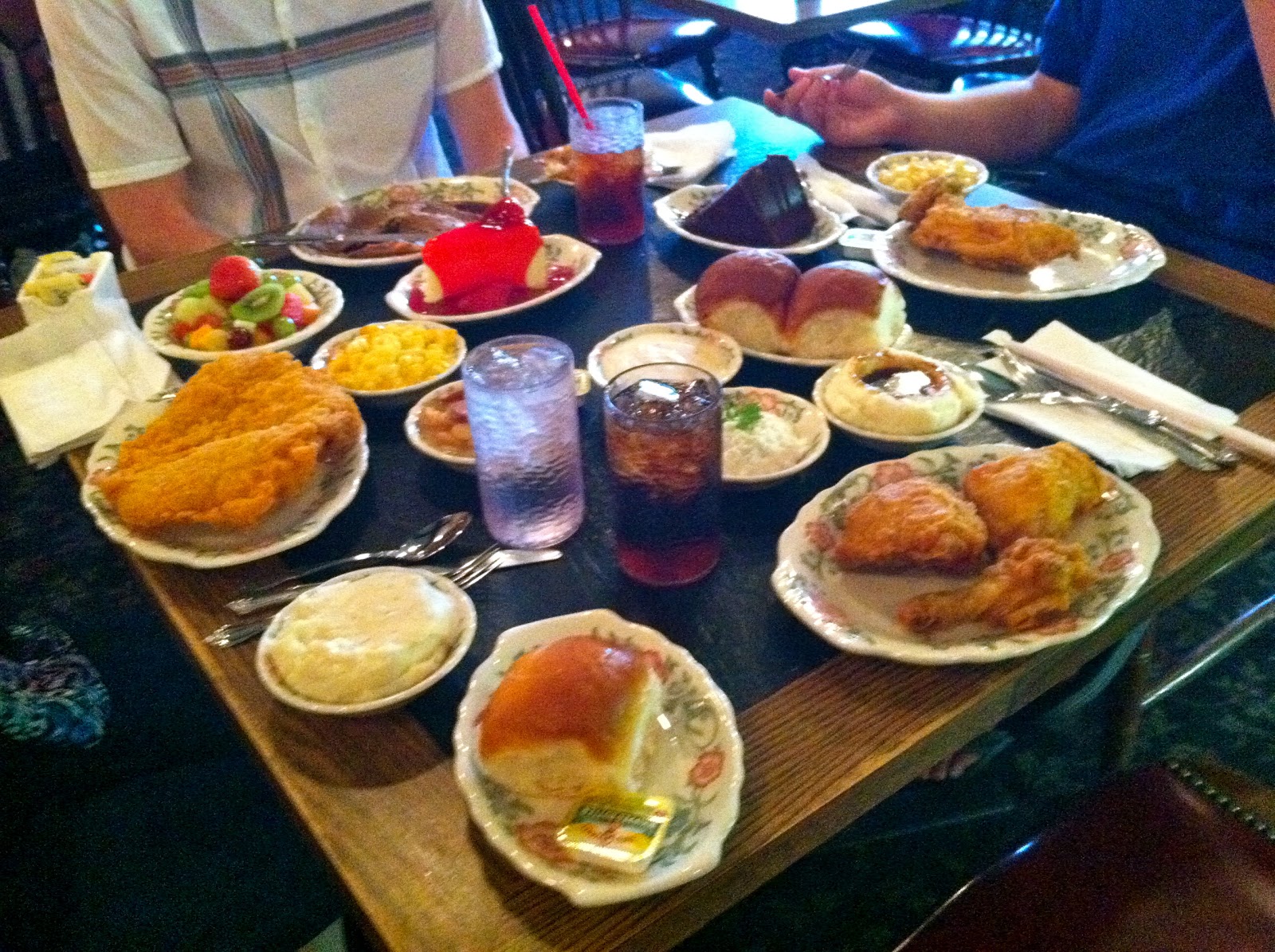 Food Obsessed in the Midwest: Gray Brothers Cafeteria