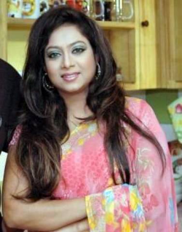 Bangladeshi Actress Sabnur photos ~ Nayoknaikaphotos.blogspot.in