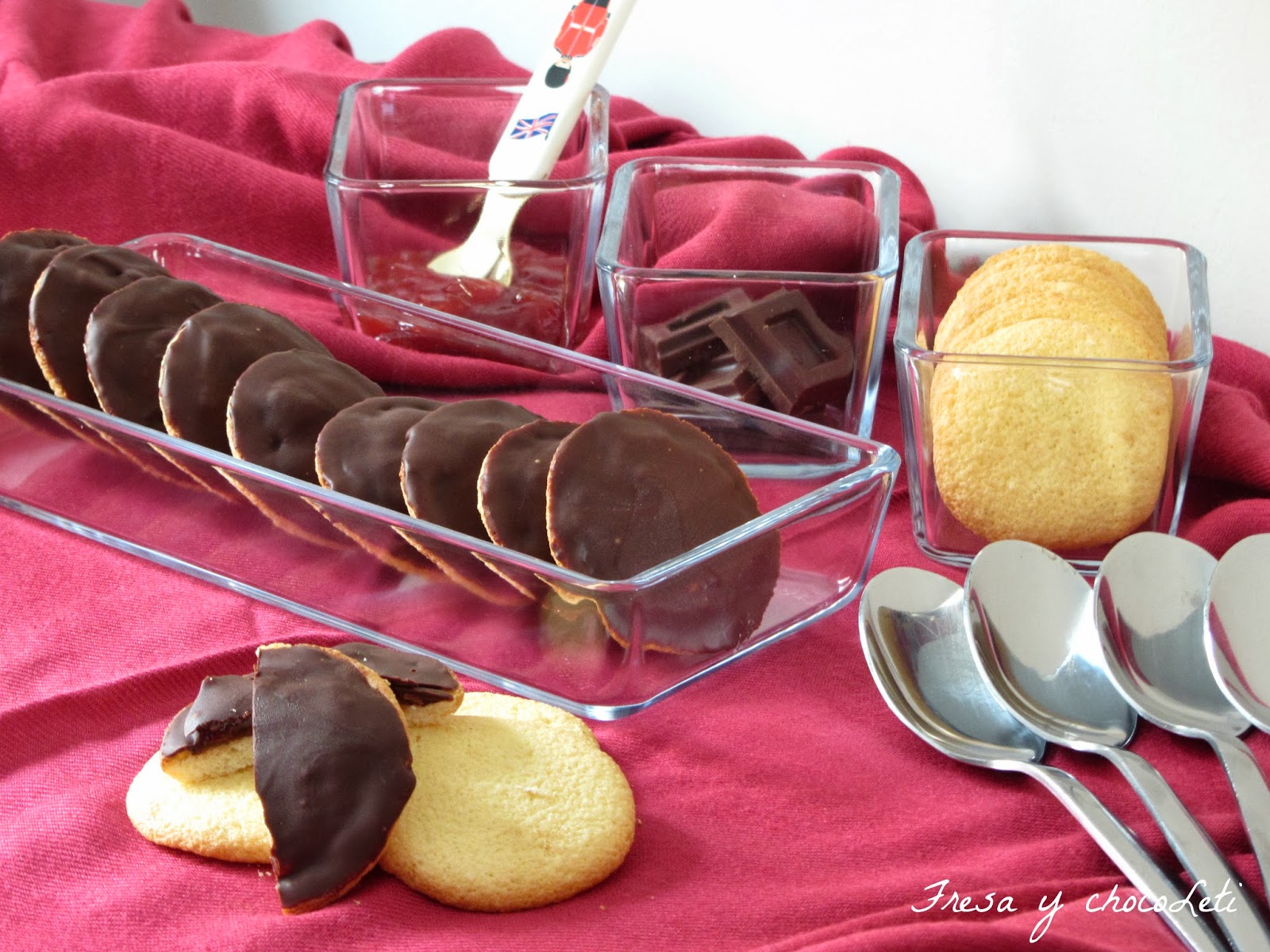 Fresa y chocoLeti: Galletas Pim's de fresa