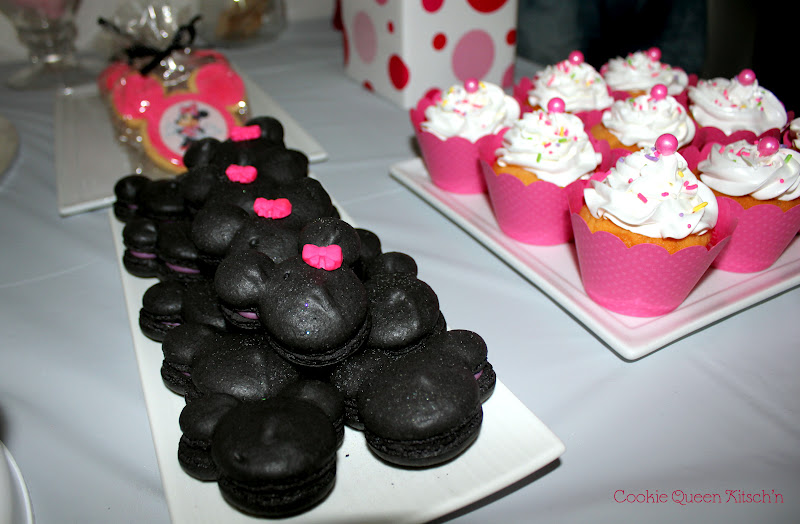 Cookie Queen Kitsch'n: Minnie Mouse Dessert Table & Party for Miss 3!