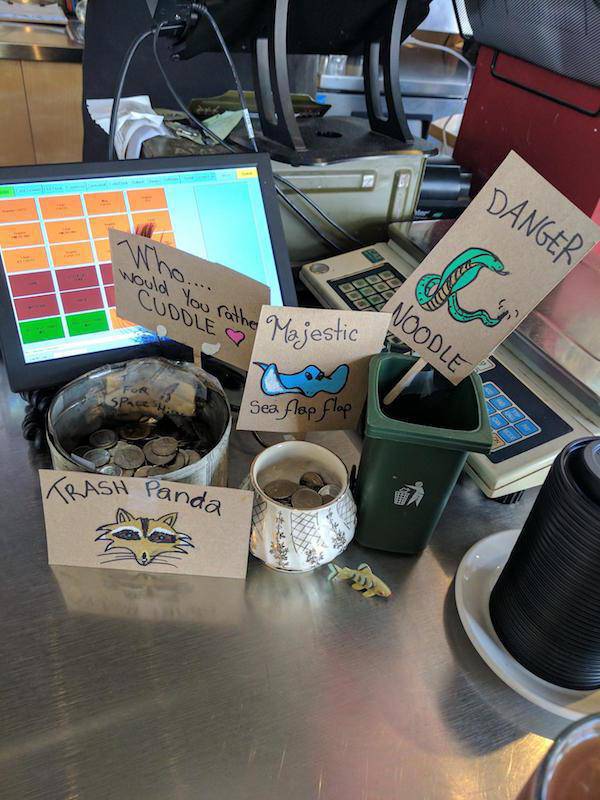 Creative Tip Jars That Will Make You Tip (27 pics)