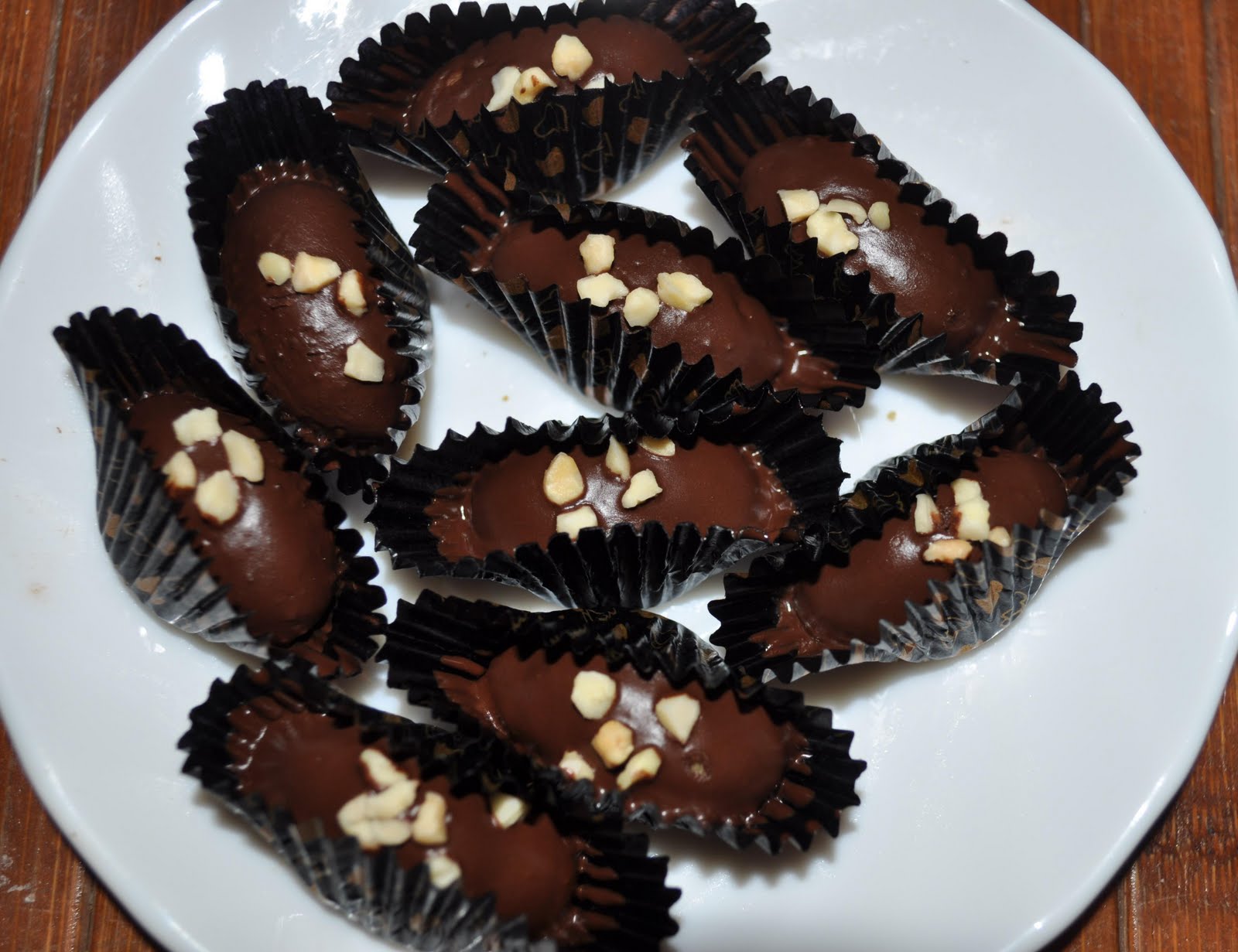 SIMBOLIKA: Resepi Biskut Almond London Yang Enak!!