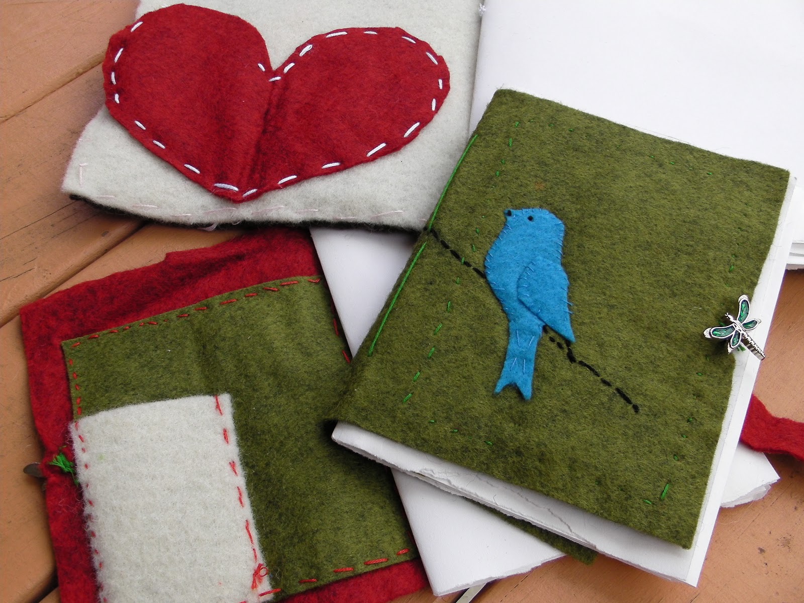 Hinterland Mama: Felt book covers~ for Grown-Ups and Children alike