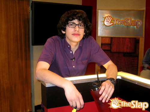 ROBARAZZI ~ The Slap.com | Tori, Beck, Jade, Andre, Cat | Hollywood ...