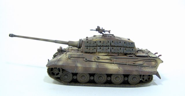 Gulumik Military Models: Night King Tiger 1/72 Revell/Scratch - Gallery