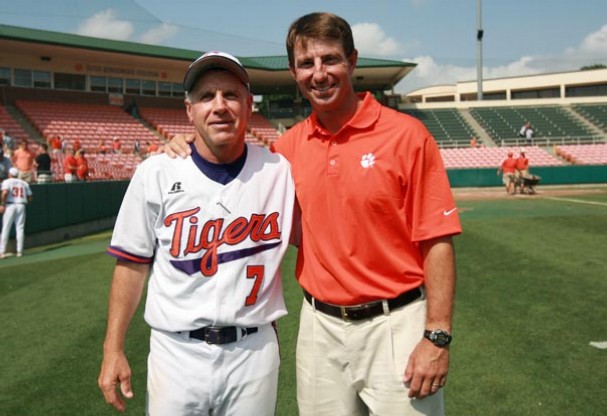 Cock-A-Booster: MOO U News: Jack Leggett turns to “Dabo” to help ...