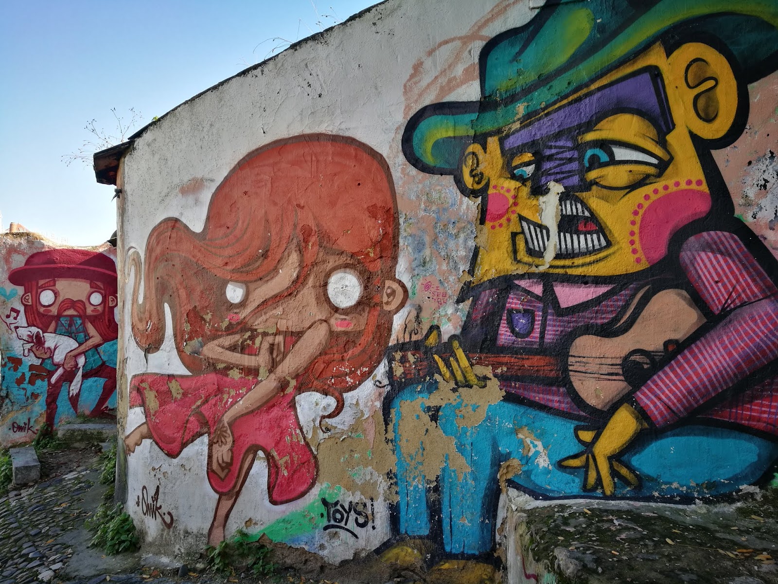 Al - Andalus : Alfama District, Lisbon ~ Passport To The World