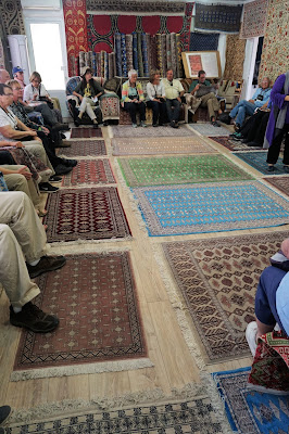 Souvenir Chronicles: SAMARKAND, UZBEKISTAN: LUNCH, SILK CARPETS ...