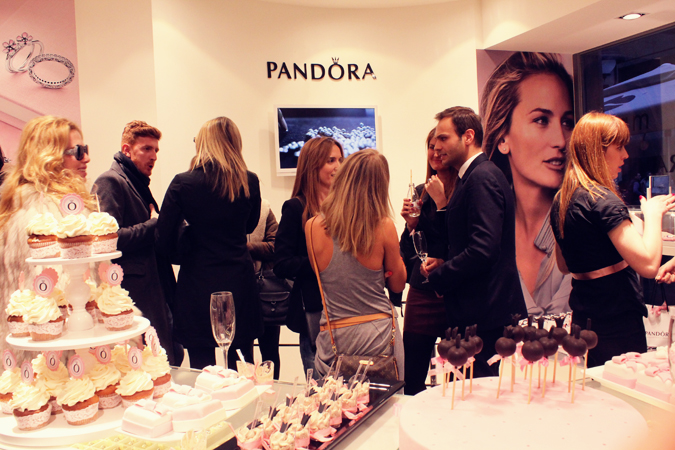 frashion: PANDORA store in Knez Mihailova street in Belgrade