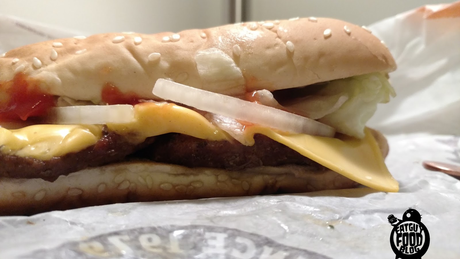FATGUYFOODBLOG: The Burger King Extra Long Buttery Cheeseburger!