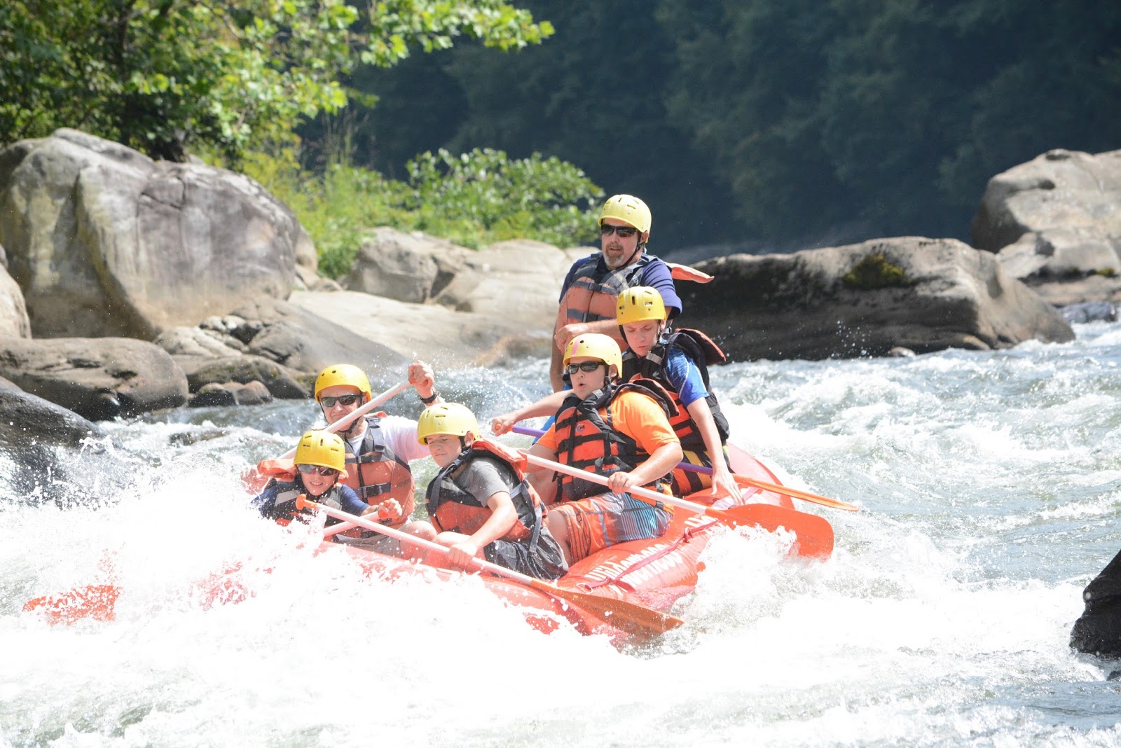 Troop 538 Updates: Troop 538 Goes Whitewater Rafting