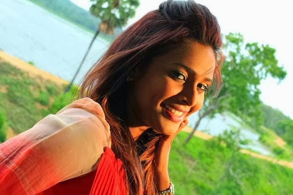 Udari Perera's Latest Gallery | MyDayLK Most interesting site