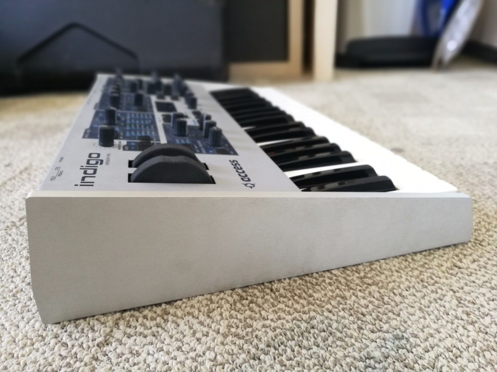 MATRIXSYNTH: Access Virus C Indigo 2 - 37 Key Synthesizer Keyboard with ...