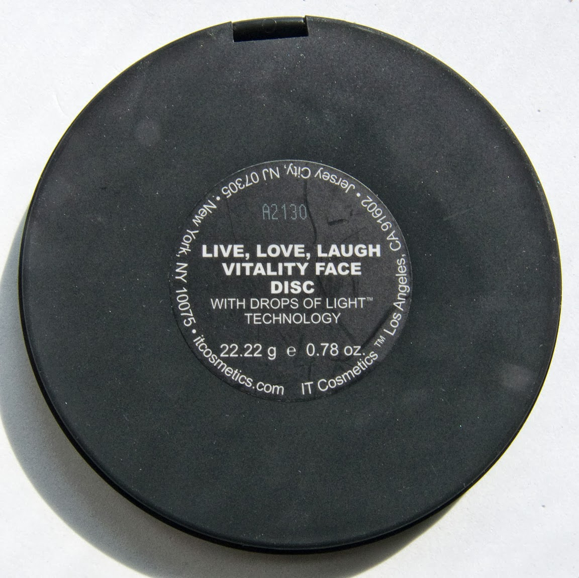 WARPAINT and Unicorns: it Cosmetics Vitality Face Disc: Swatches & Review