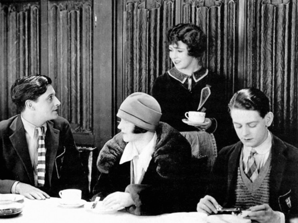 CINECEDAD: Declive (1927) - Alfred Hitchcock