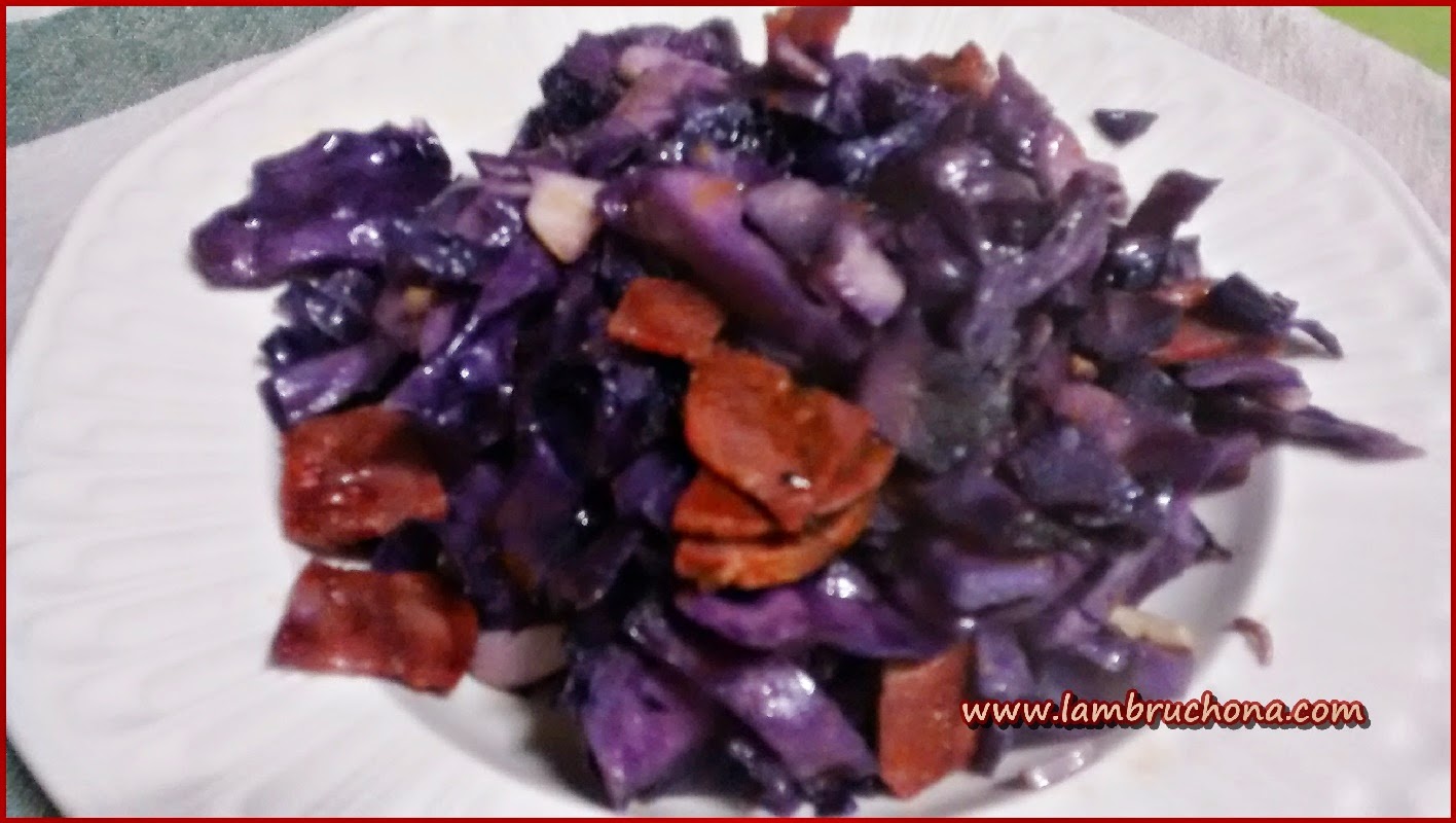 LAS RECETAS DE LAMBRUCHONA -----: Receta. Col lombarda con chorizo. PALEO.
