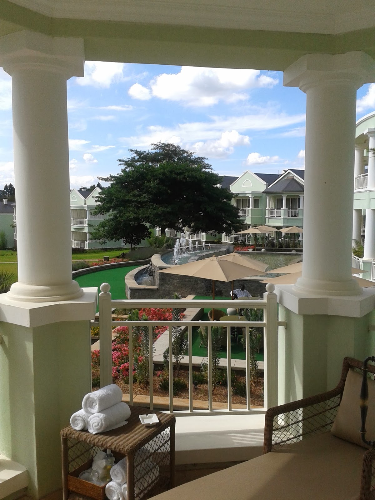 dressupnation: Launching The Spa at Hemingways