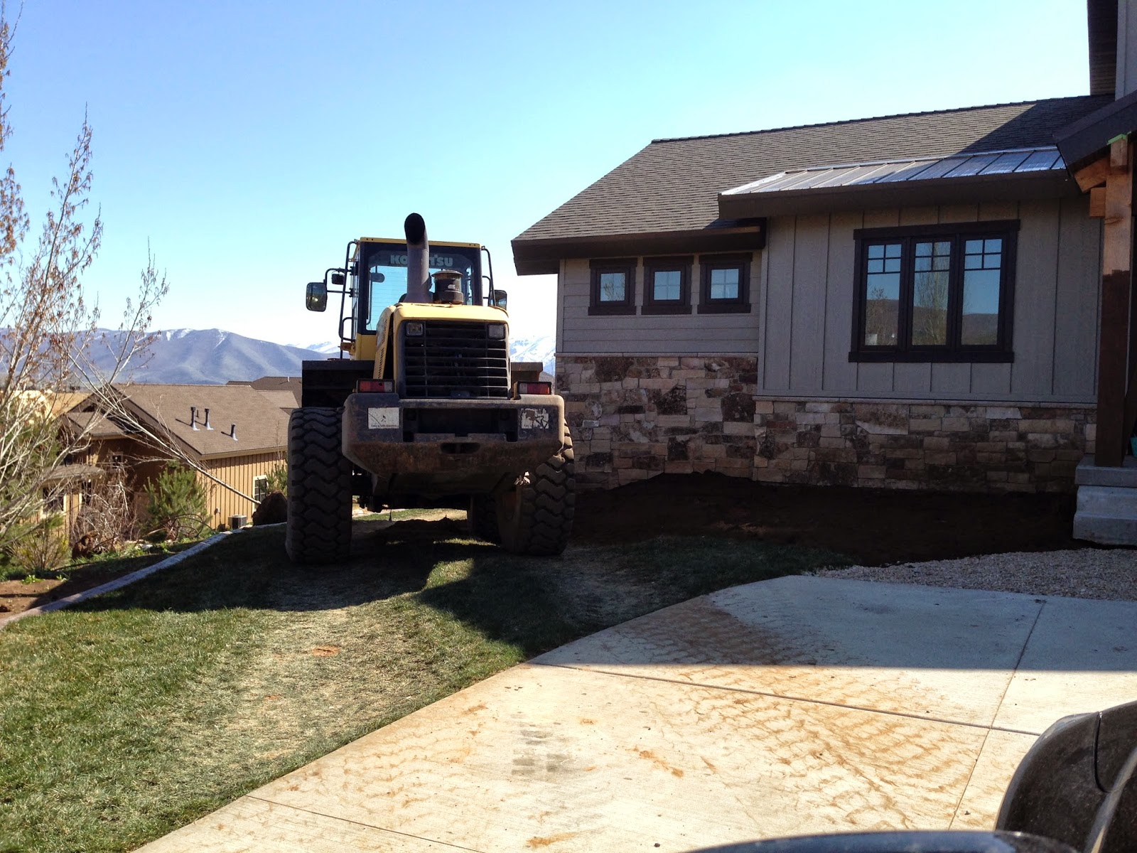 Simons {6}.: Million Dollar Driveway.