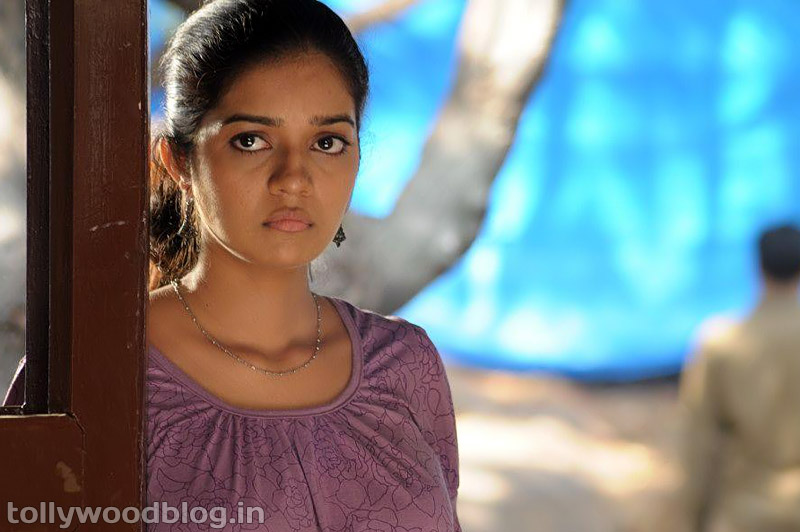 Colors Swathi Beautiful Looking Photos Stills