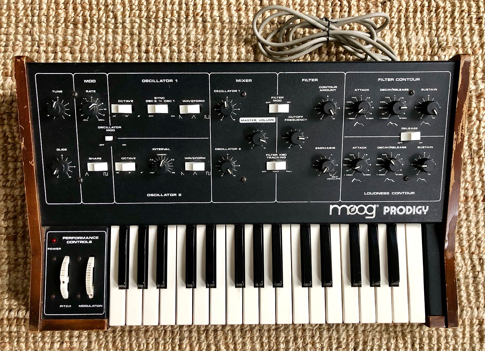 MATRIXSYNTH: Moog Prodigy Analog Synthesizer SN 9393