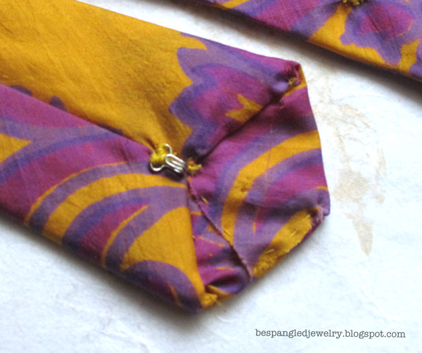 Bespangled Jewelry: How To Make a Cute Belt from an Old Necktie!