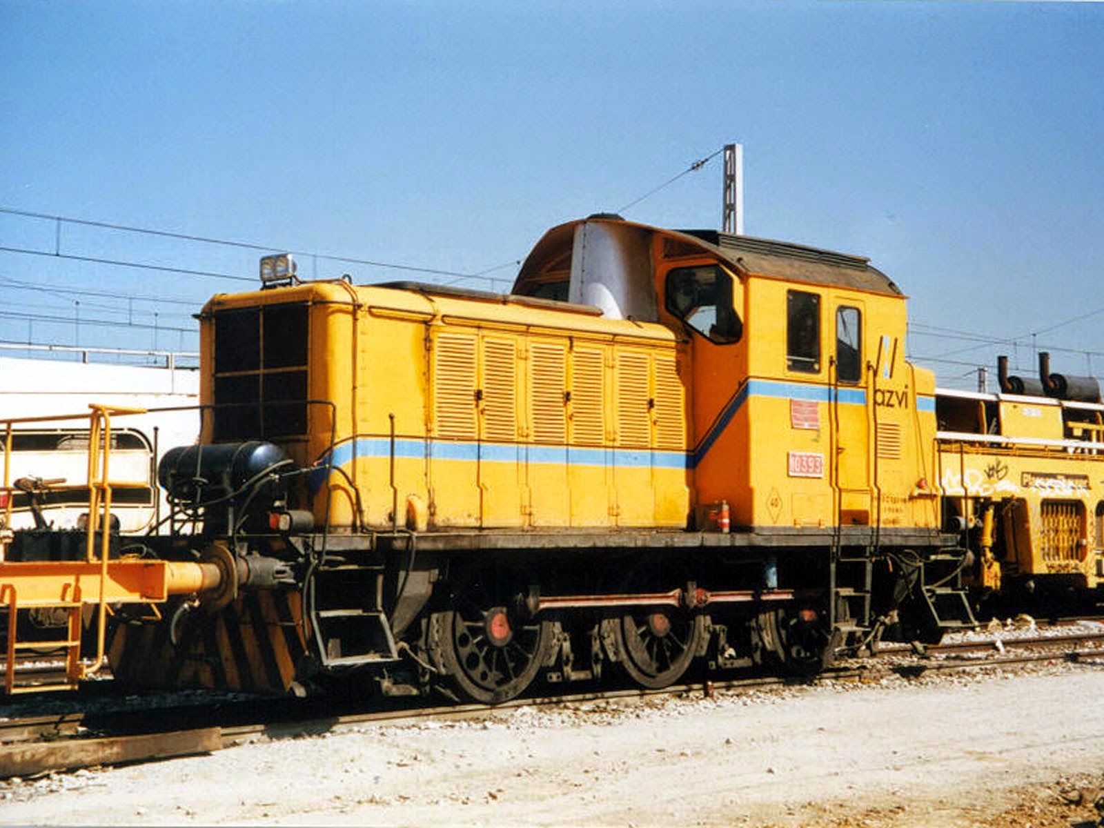 Rails sense fronteres: Renfe - Locomotora sèrie 303 (ex 10300, 11300 i ...