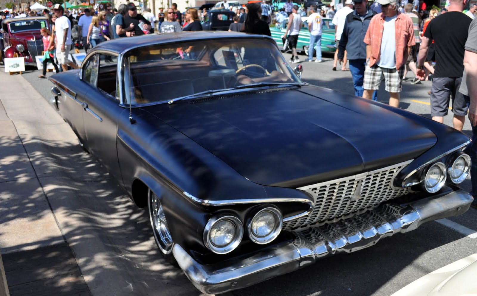 Car Design 2012: 61 Belvedere, cool dash design elements