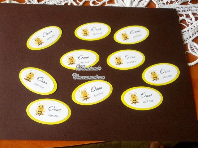 Felicitari handmade (realizate manual): Etichete cu albinute