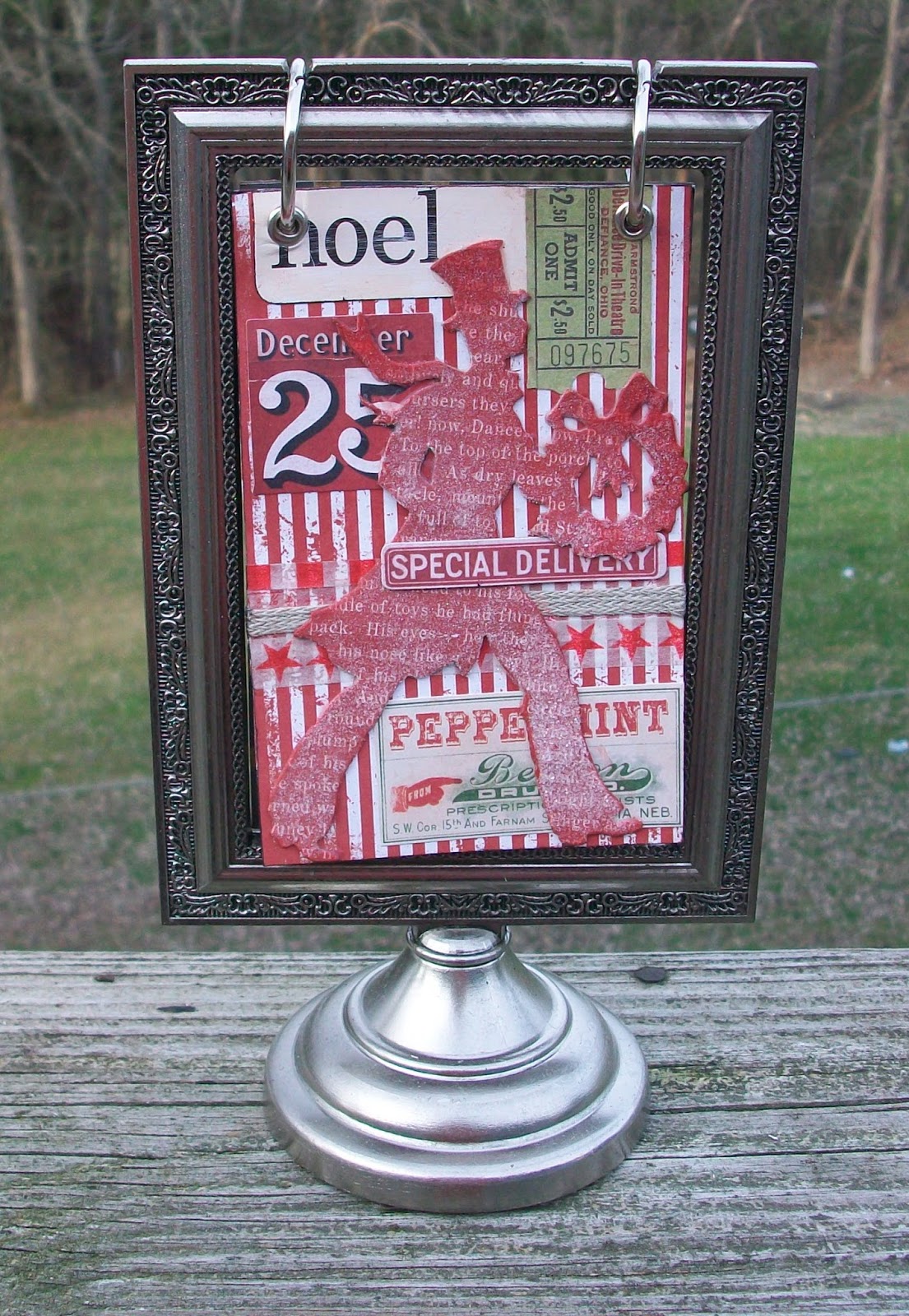 Creative Crap: Christmas flip frame